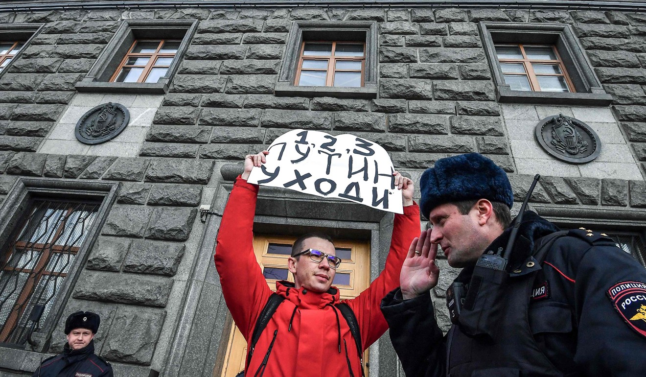 Russia President Vladimir Putin signs sweeping constitutional changes ...