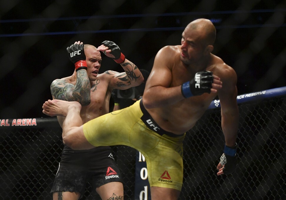 UFC: Anthony Smith’s teeth fall out in fifth-round TKO upset at the ...