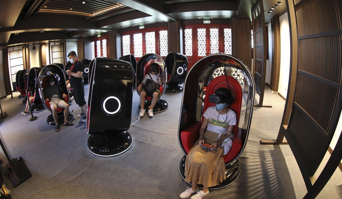 A true believer in the potential of virtual reality, Chinese producer ...