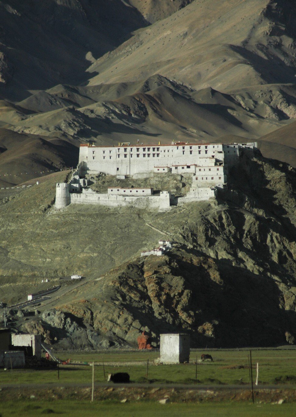 Amid India-China border dispute, nations co-operate on telescopes ...