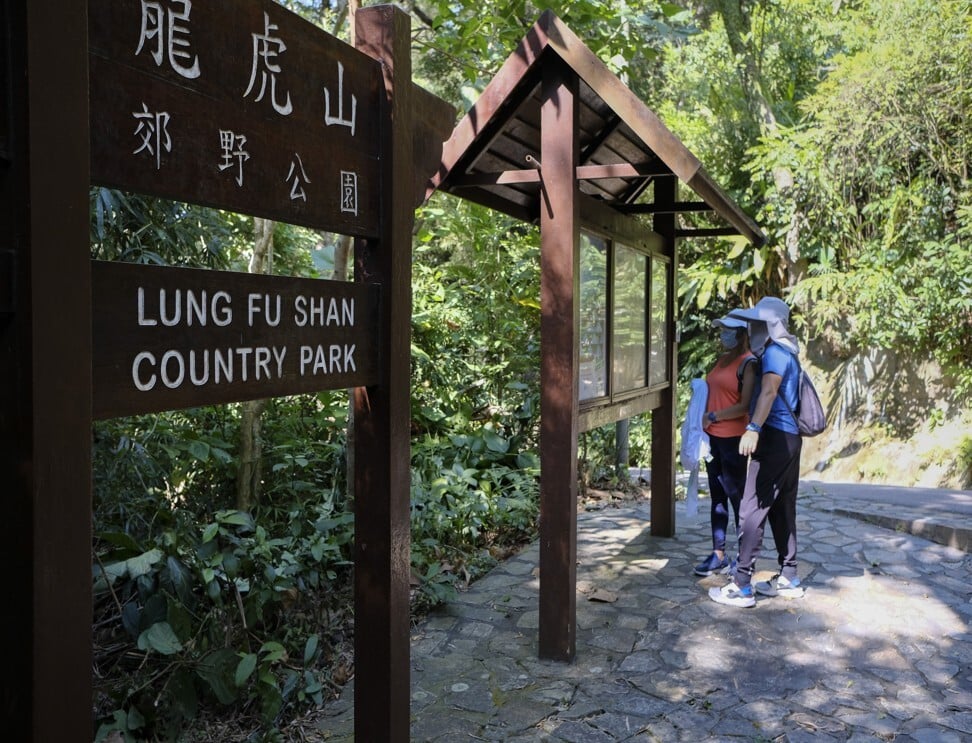 Lung Fu Shan, Hong Kong’s smallest country park, is right on the city’s ...