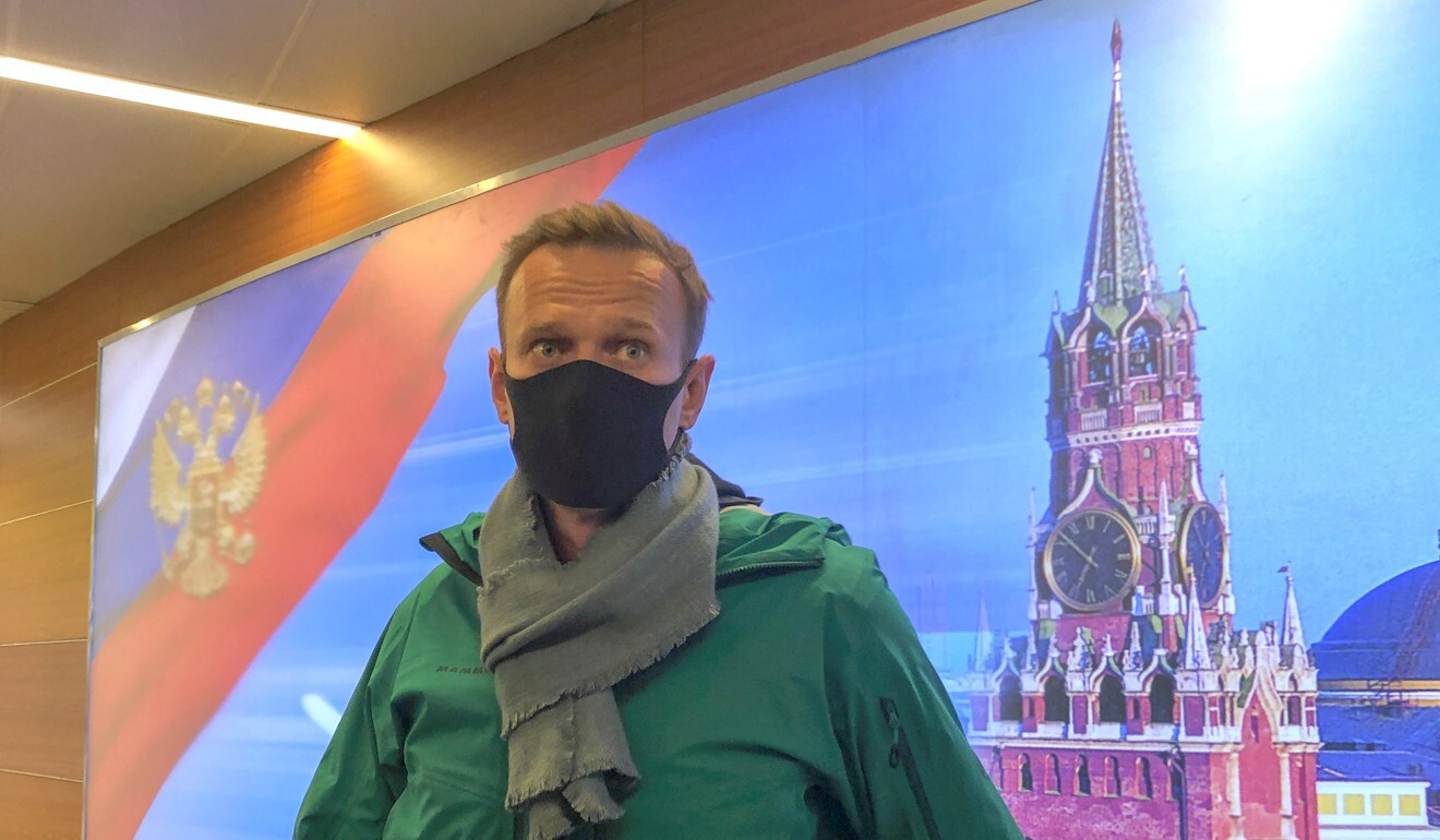 Kremlin Critic Alexei Navalny Detained Upon Return To Russia South