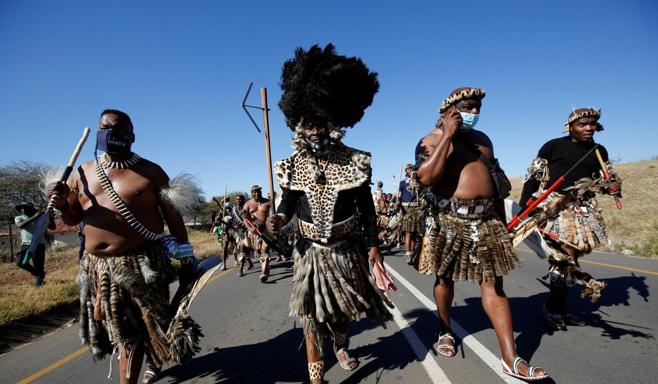 Defiant South Africa ex-president Jacob Zuma refuses to surrender to ...