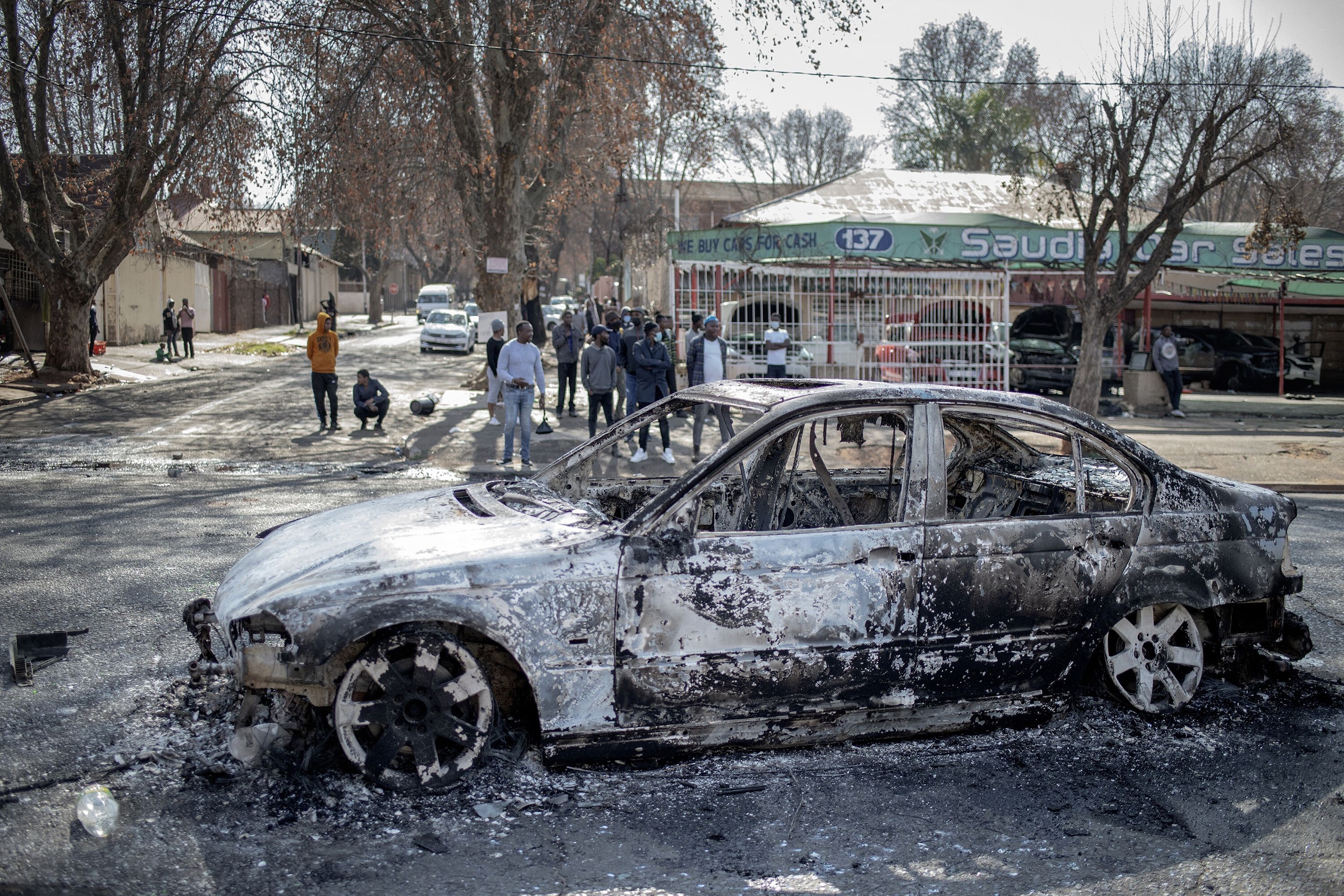 Violence continues in South Africa over jailing of former leader Jacob ...