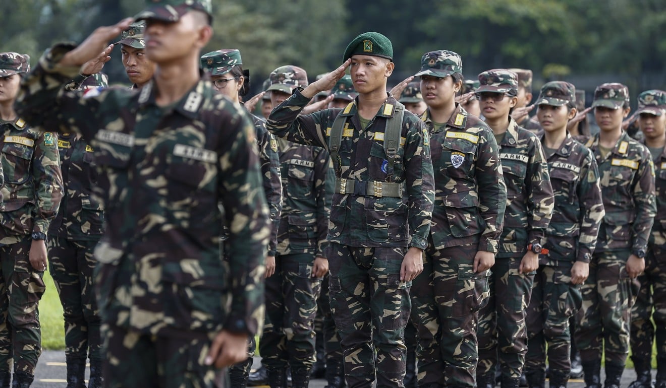 Filipino Soldier Salute