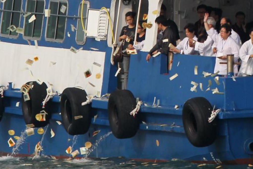 Lack of information adds to trauma of ferry tragedy | South China ...