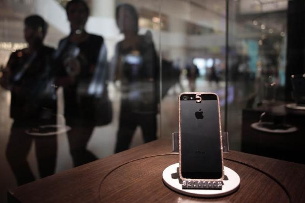 Pictured: The diamond-encrusted iPhone worth US$25,000 on sale in Hong ...
