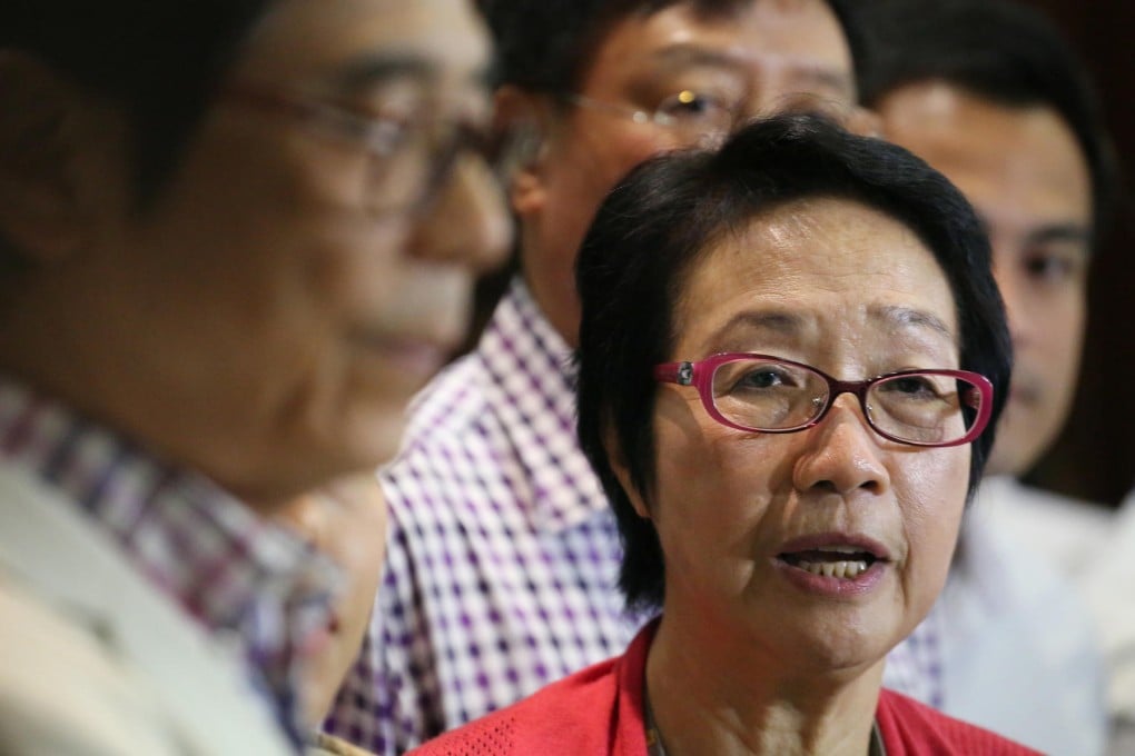 Hong Kong Chief Executive Leung Chun-ying riles allies over working ...