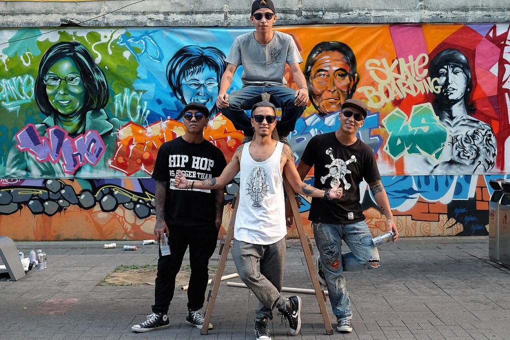 Graffitis Biologiques Artists Describe Their 'Journey From Subways'