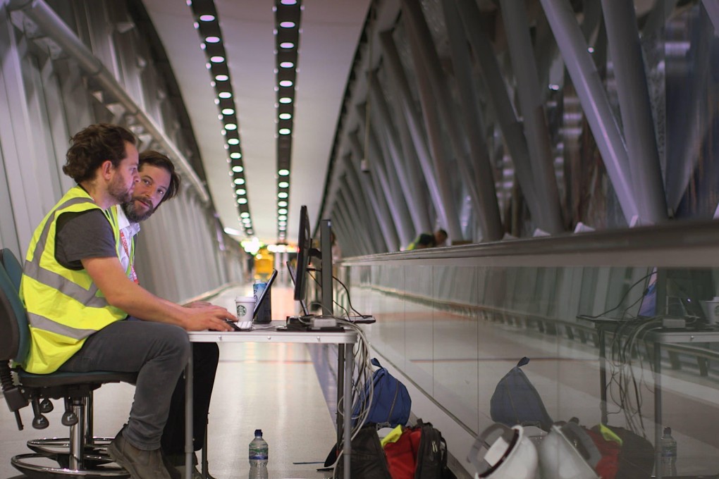 Enjoy the sights and sounds of the Yangtze at London's Gatwick airport ...