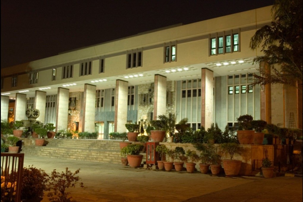 Indian lawyers chip in for sisters’ college fees as father ‘pretending ...