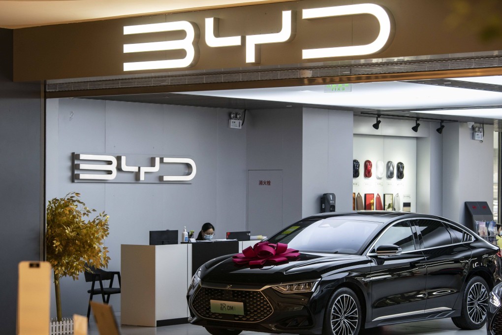 Warren buffett electric car company store