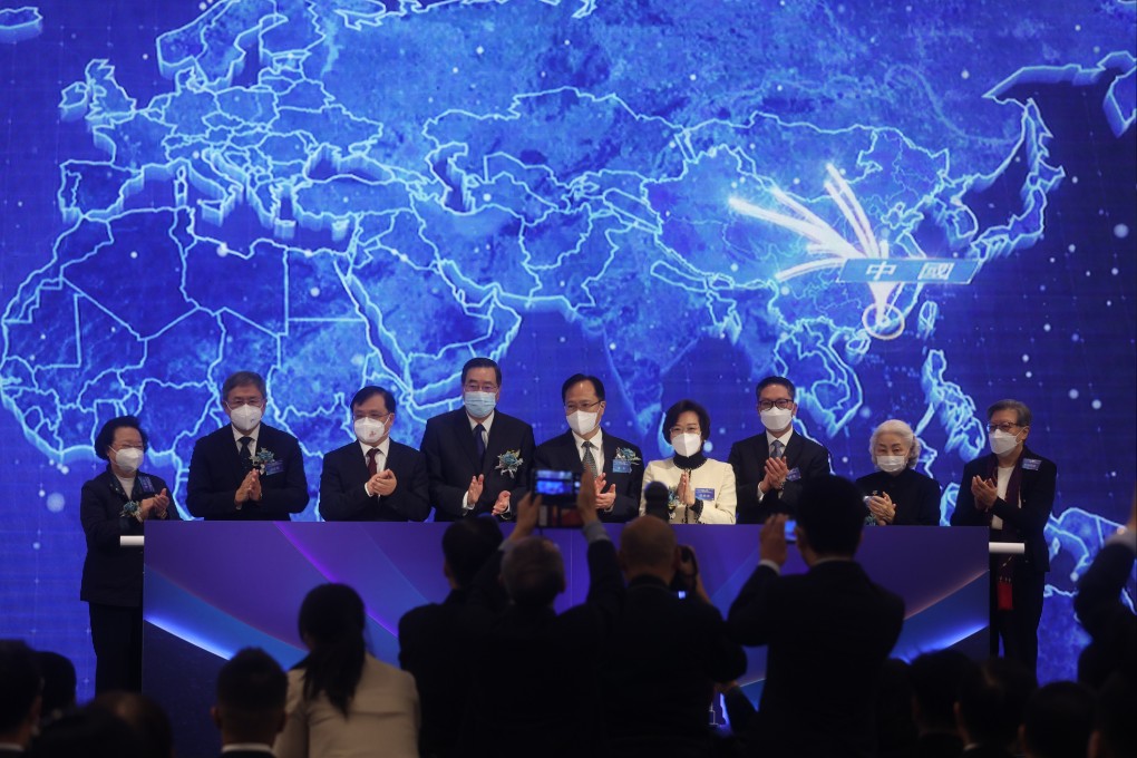 Beijing officials urge Hong Kong to highlight its common law heritage ...