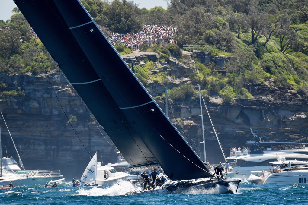 Sydney to Hobart: Andoo Comanche takes early lead as near collisions ...