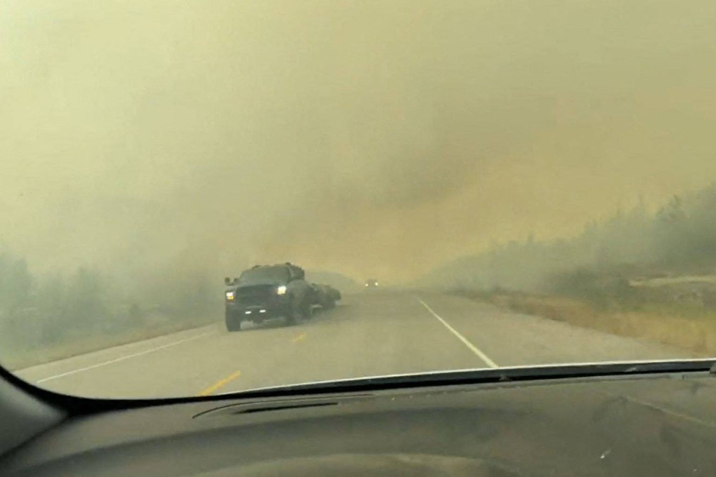 Yellowknife evacuation: residents flee, airlifts begin as wildfire ...