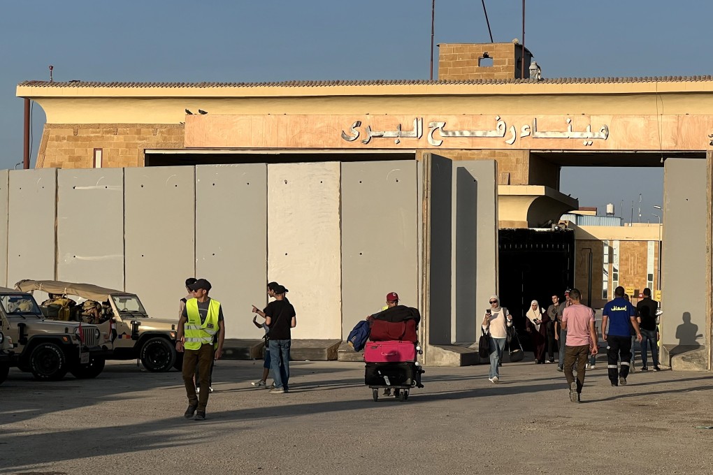 Israel-Gaza war: Hamas government suspends evacuation of foreigners to ...