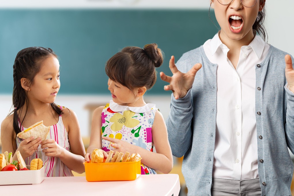 China teacher orders girls caught eating in class slap themselves in ...