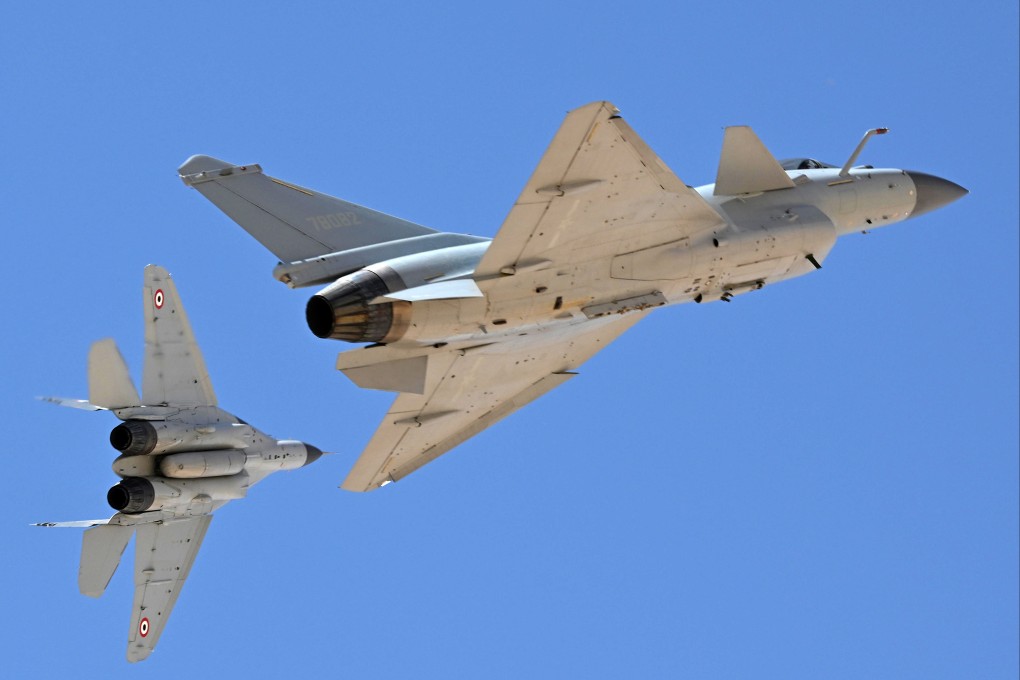 Egyptian pilot on board China’s J-10 fighter jet renews arms sale ...