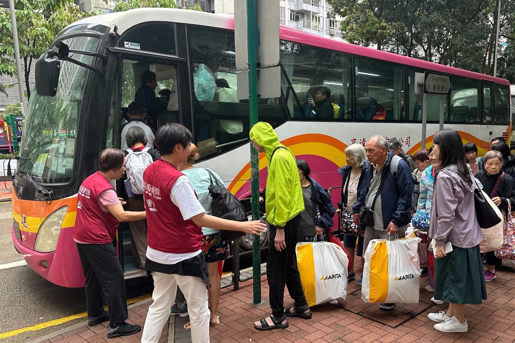 Residents praise smooth evacuation after wartime bomb found in Hong ...
