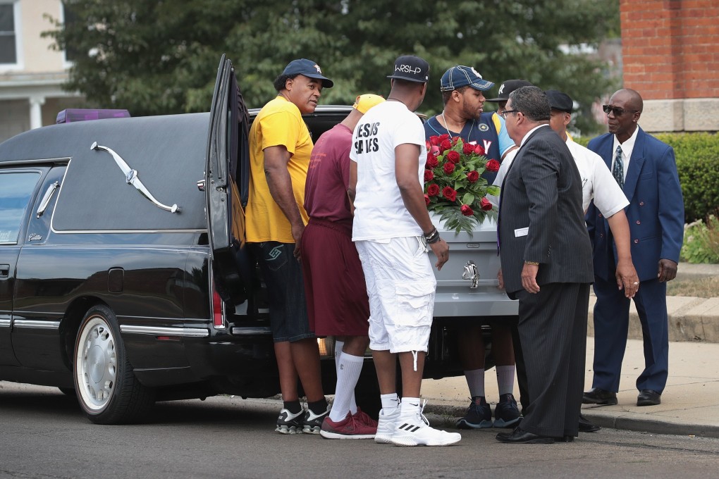 Families mourn as they begin to bury those killed in Ohio and Texas ...