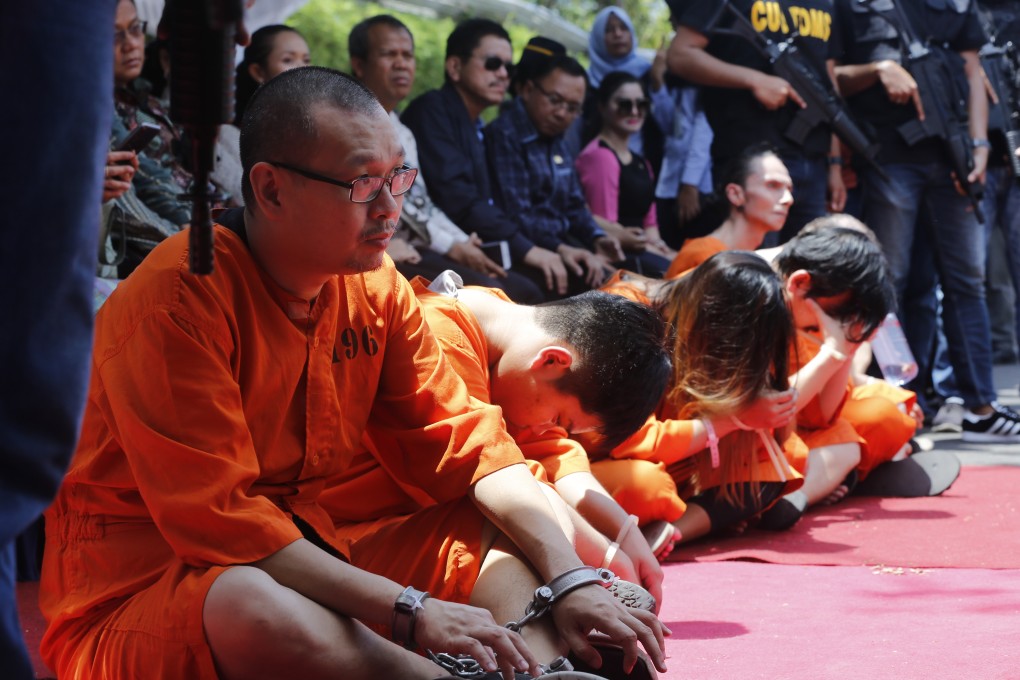 Two Hongkongers may face firing squad in Bali over drug smuggling ...