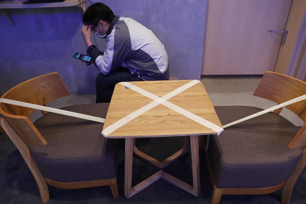 Coronavirus: social distancing remains the best strategy, experts tell ...