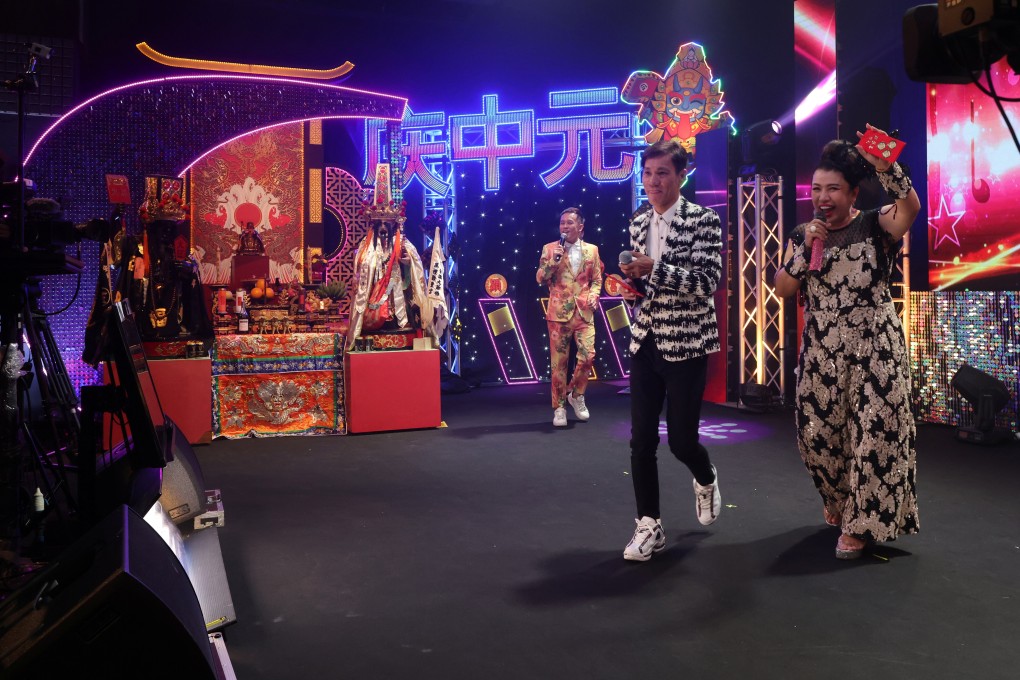 Coronavirus pandemic forces Singapore’s getai concerts for the dead to ...