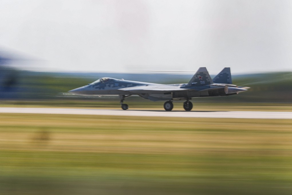 Vladimir Putin hails Russia’s air power as new fighter aircraft is ...