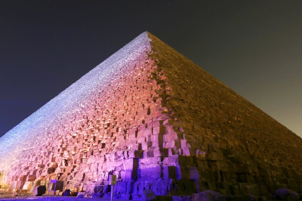 pyramid inside temperature