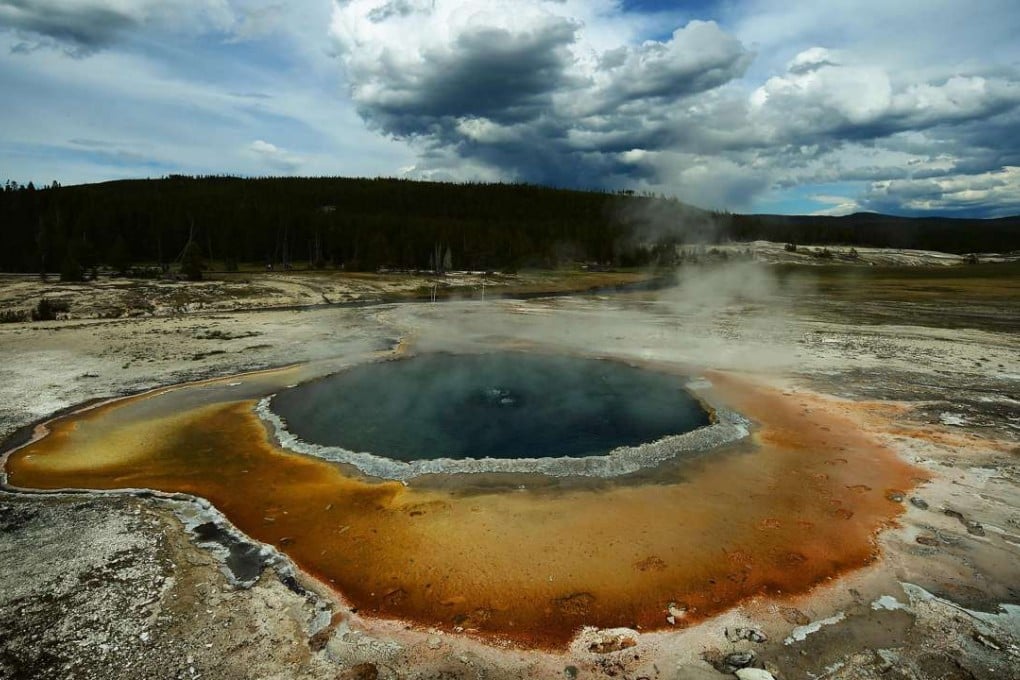 Body dissolved: man ignores rules and falls into acidic hot spring at ...