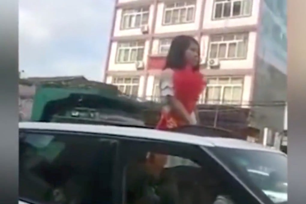 Students paraded in streets after being accepted into China’s top ...