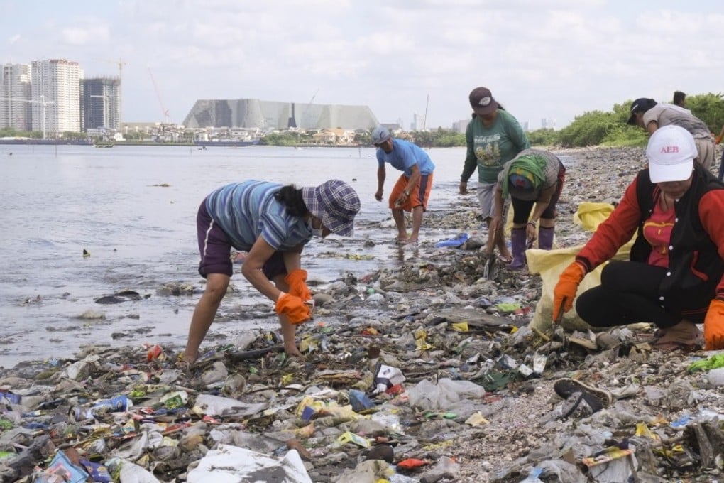 Philippines plastic pollution: why so much waste ends up in oceans ...