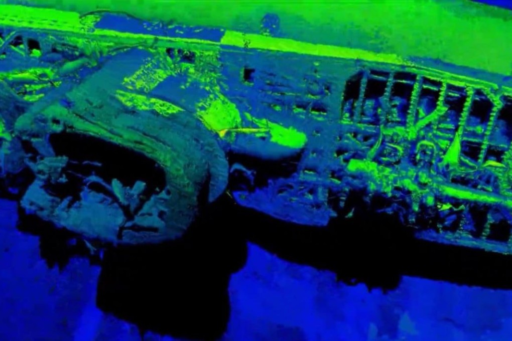 inside sunken submarine