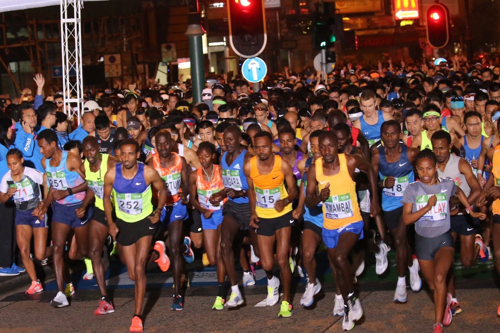 Marathon crowds prove perfect place to study hydrodynamic theory as ...