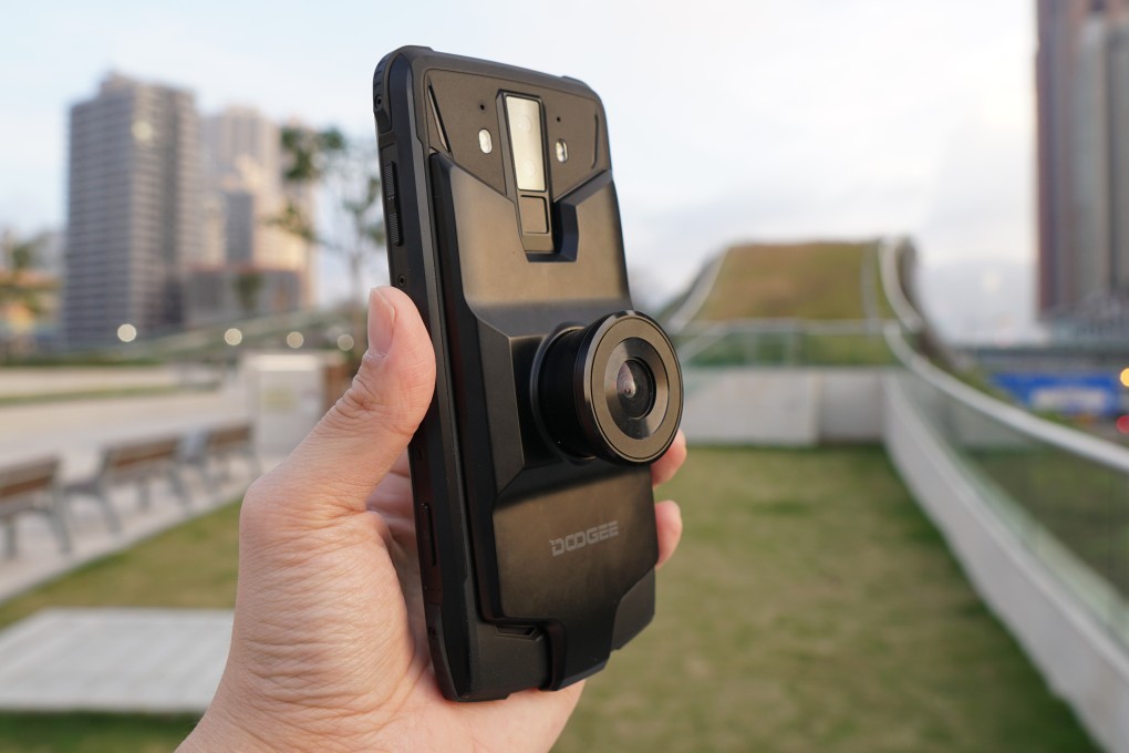 Doogee S90 modular phone turns into night vision camera, walkie talkie ...
