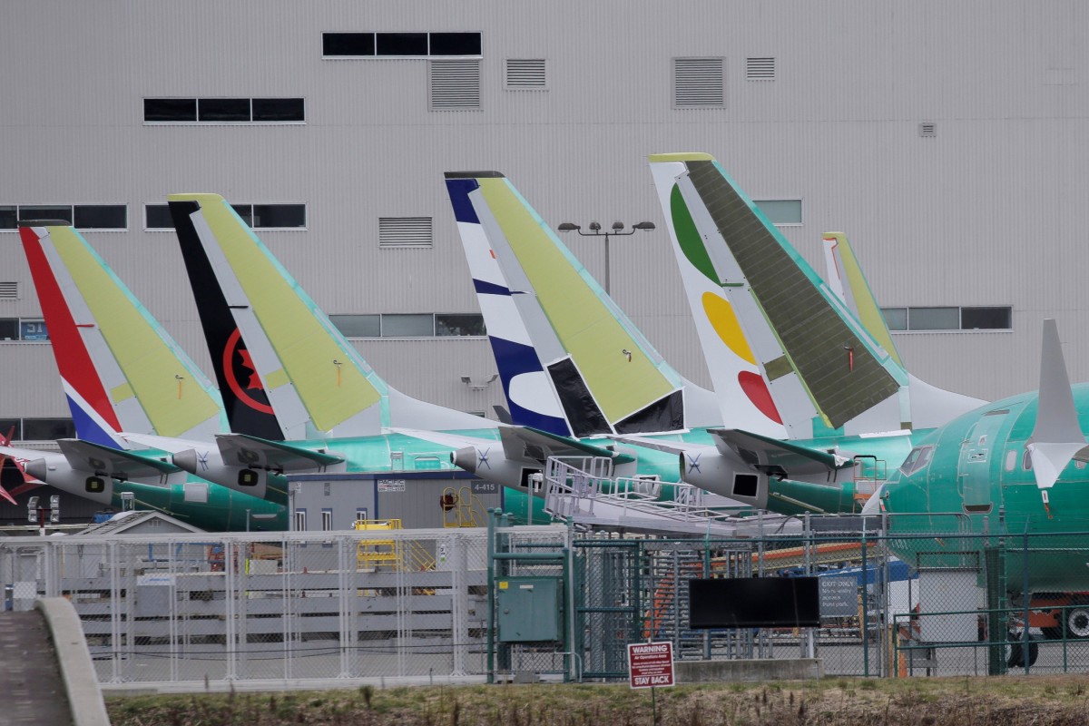 Boeing shares fall for a second day as more countries ground 737 MAX 8 ...