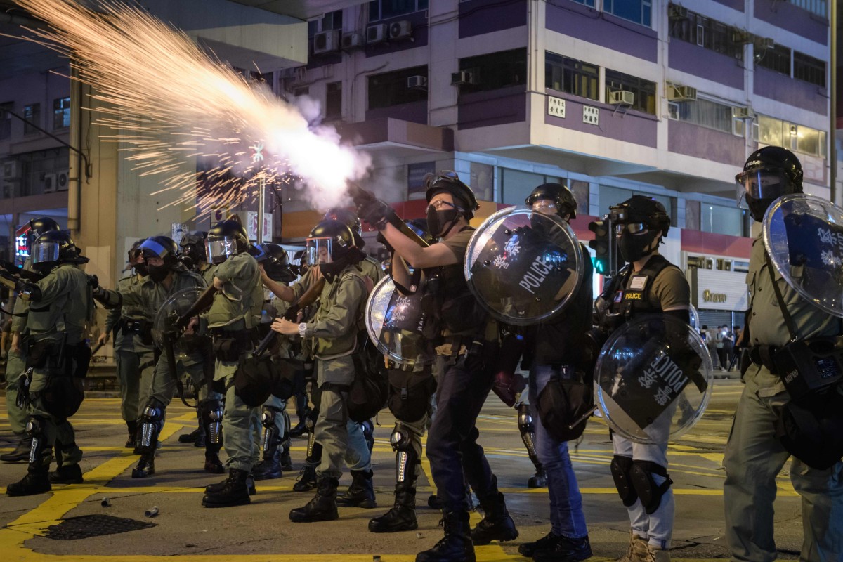 Hong Kong protests: chaos returns to streets of Yuen Long as riot ...