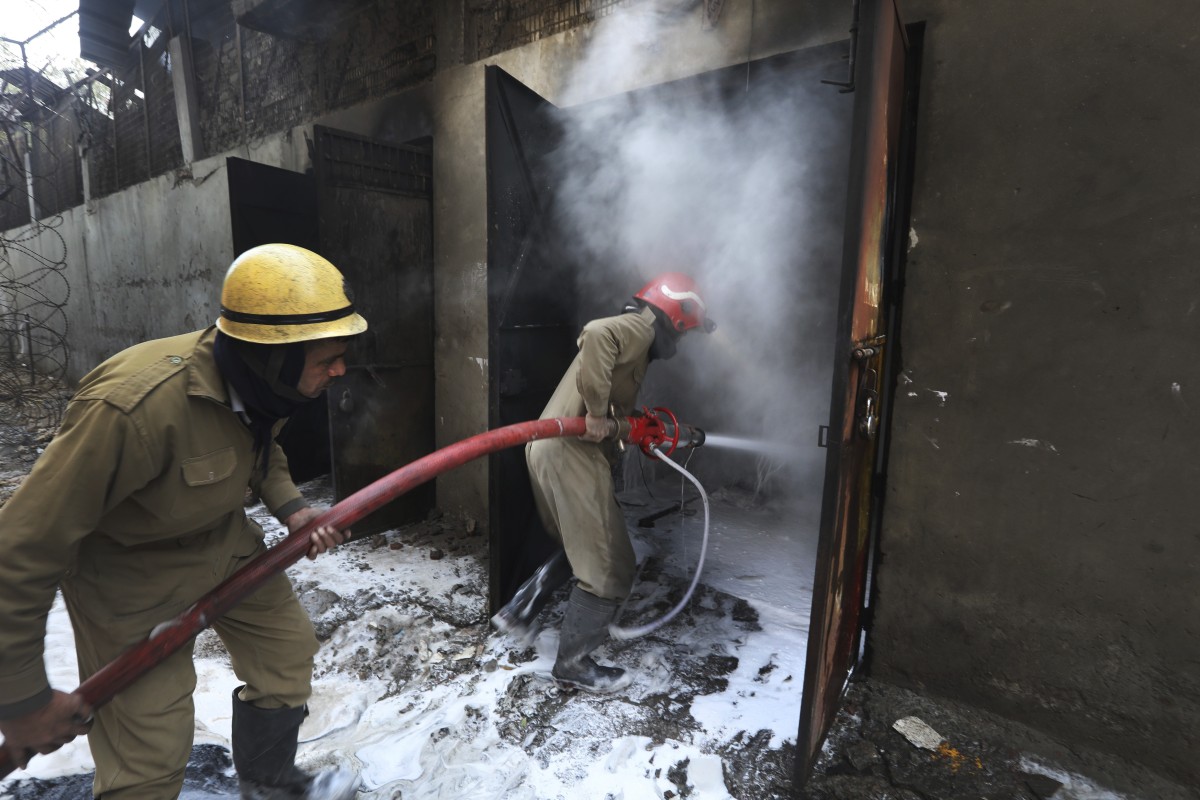 New Delhi firefighter killed, 19 injured, as battery factory collapses ...