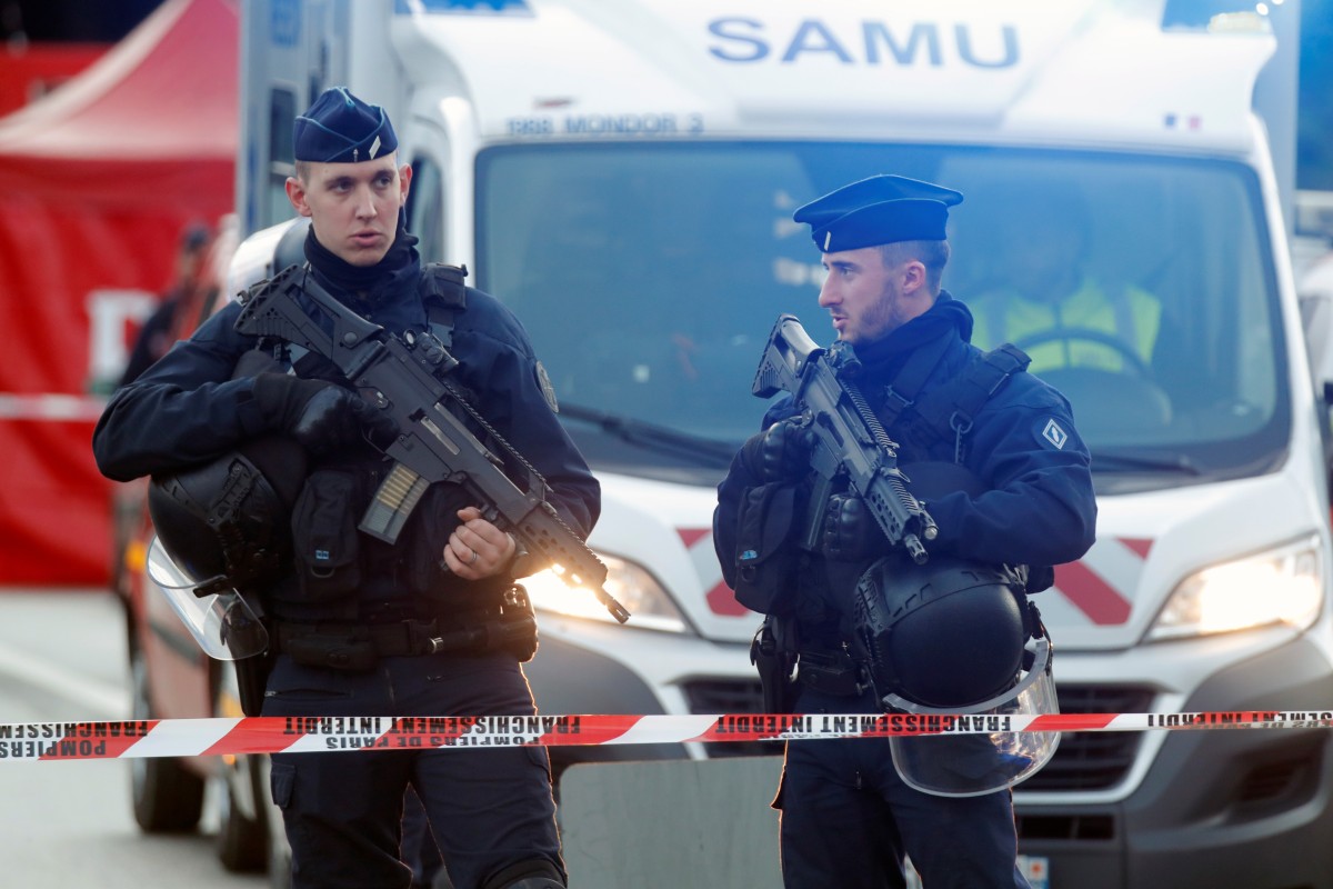 French police shoot man dead after brutal stabbings in Paris park ...