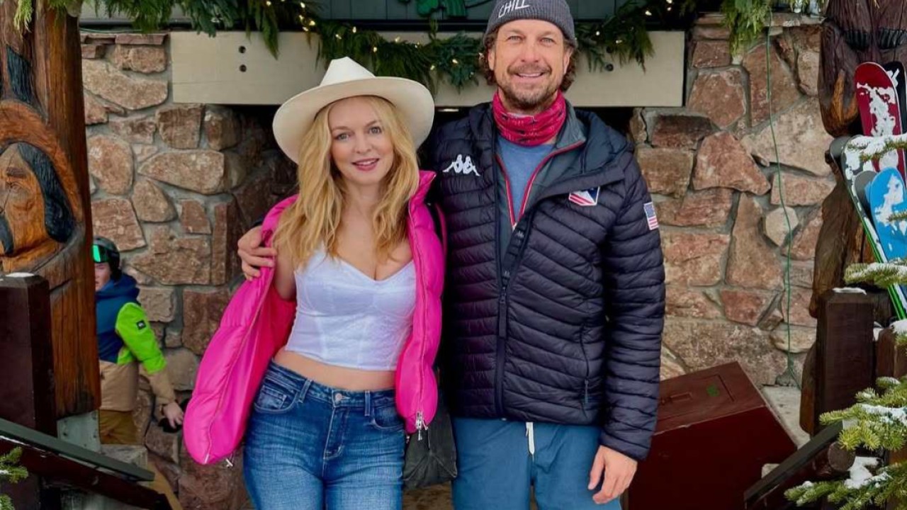 Who is Heather Graham’s boyfriend John De Neufville? The Chosen Family ...