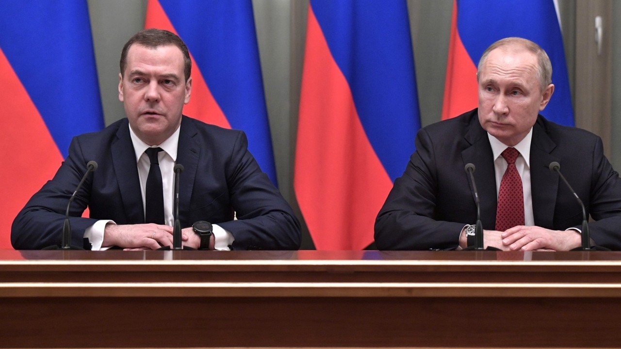 Russian Pm Dmitry Medvedev Resigns As President Vladimir Putin Plans