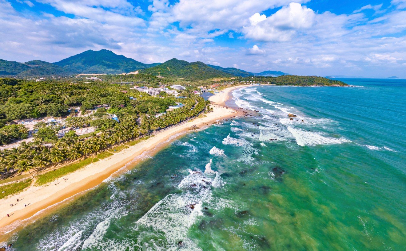 Why ‘Chinese Hawaii’ of Hainan is surfer’s paradise, says China ...