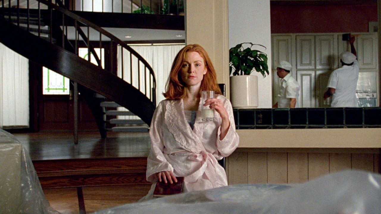 julianne moore safe plot