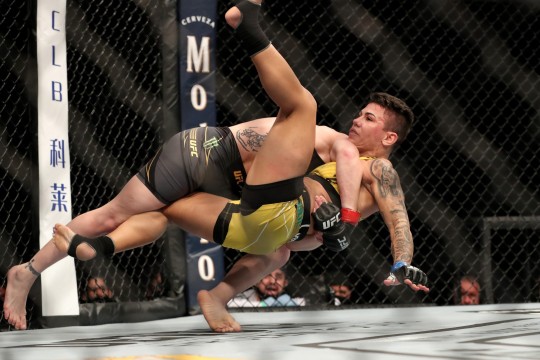 Ufc Fighter Kicks And Breaks Leg