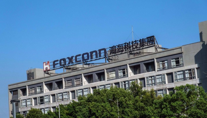 foxconn nets china