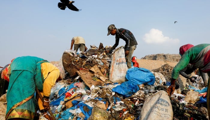 Indian Landfill scavengers exposed to biomedical waste during pandemic ...