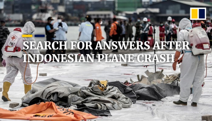 Indonesian families wait for clues as search for crashed Boeing 737 ...