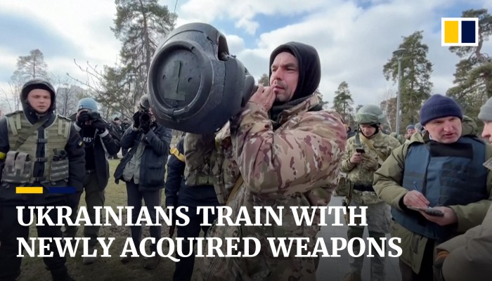 Ukrainian forces train with newly delivered anti-tank weapons | South ...