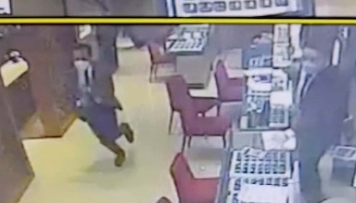 Hong Kong jewellery store robbed, 3 suspects still on the run | South ...