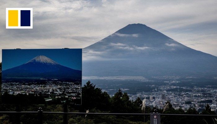 Japan's Mount Fuji snowless in October for first time in 130 years ...